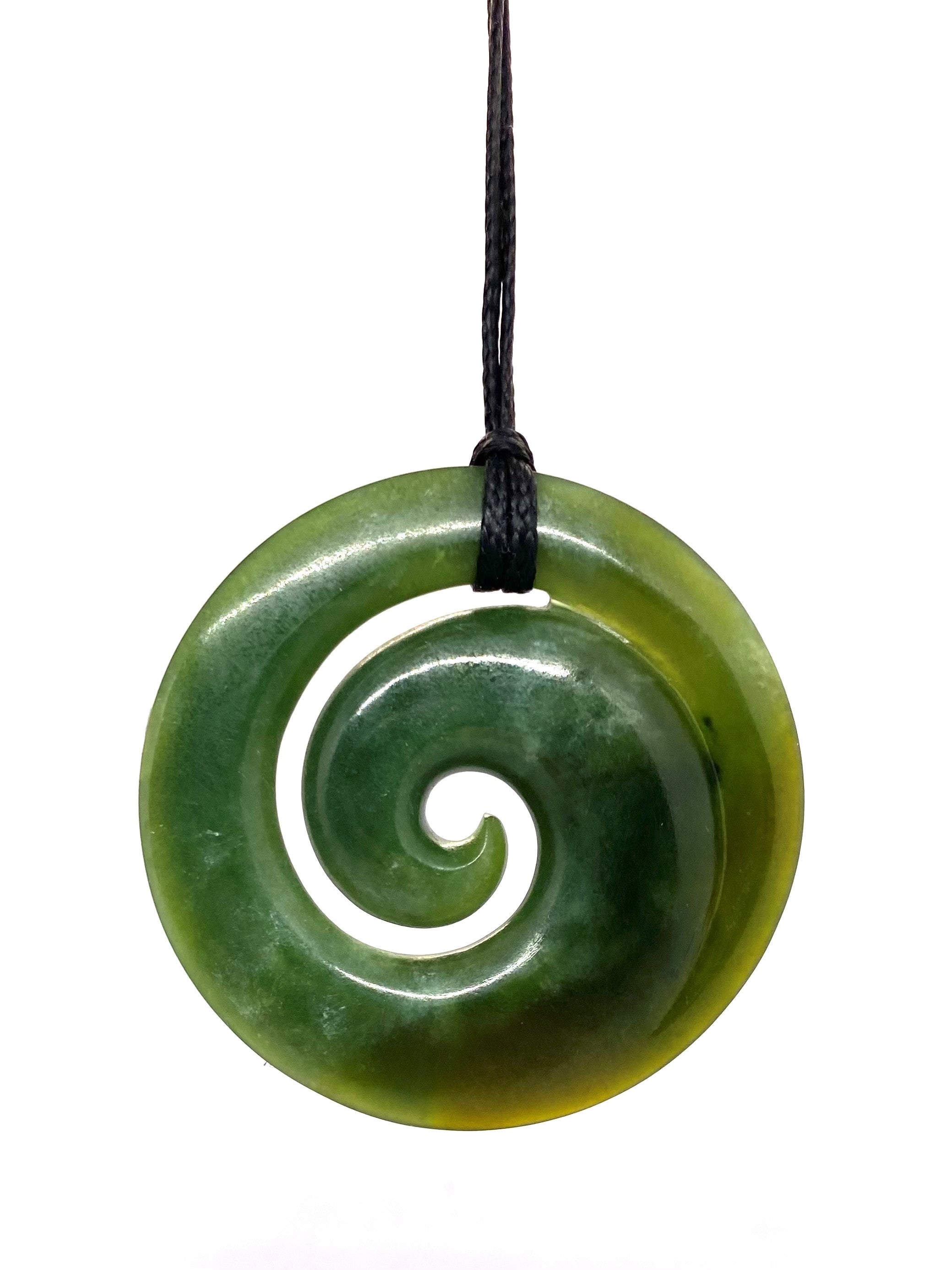 Large Koru - N2018VEN – Waewae Pounamu l Waewae Gold